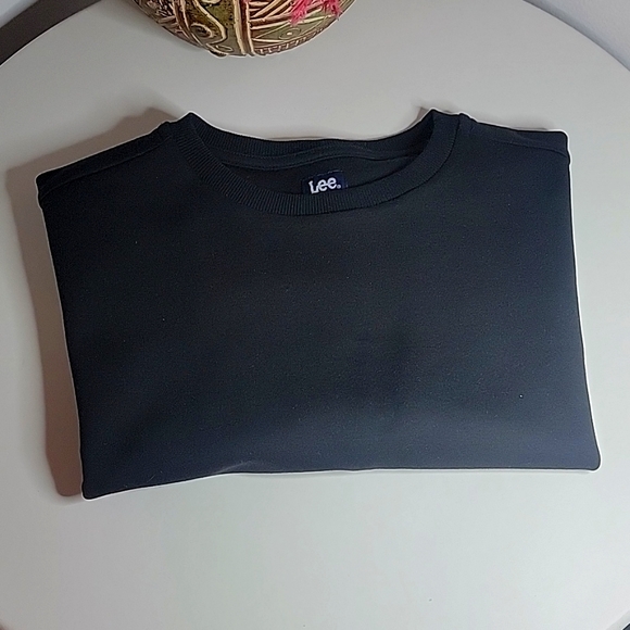 Tops | Lee Crop Top | Poshmark